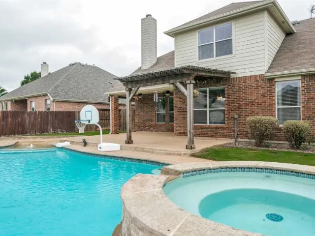 4 bedroom, Tx Tx 102702656