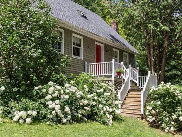 4 bedroom, Underhill VT 05489 105205848