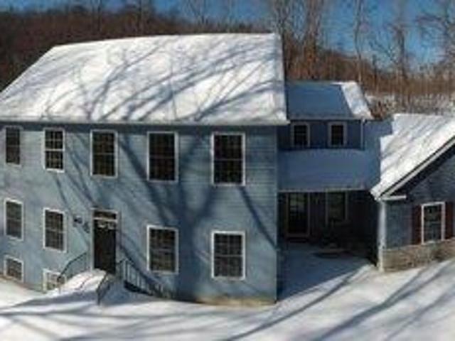 4 bedroom, Union CT 06076 102213994