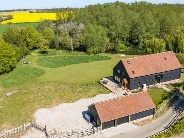 4 Bedroom Unique Property