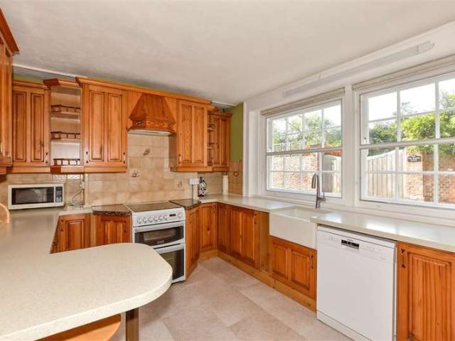 4 Bedroom Unique Property