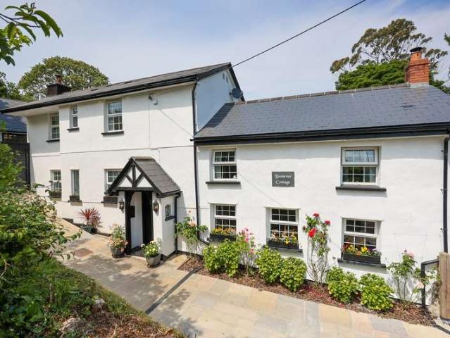 4 Bedroom Unique Property