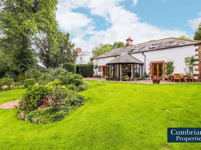 4 Bedroom Unique Property