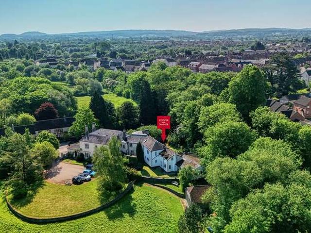 4 Bedroom Unique Property