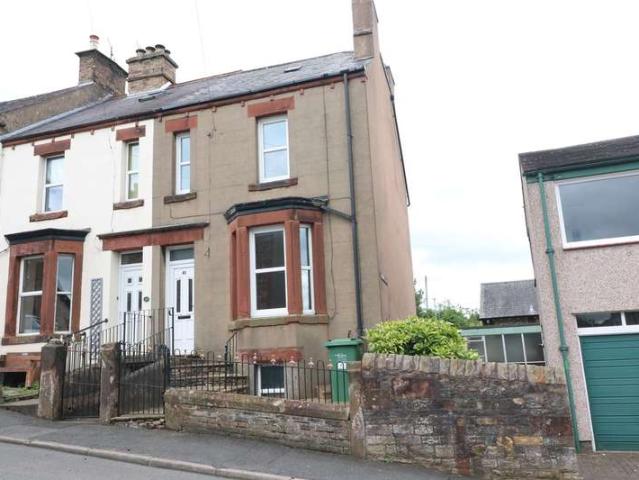 4 Bedroom Unique Property