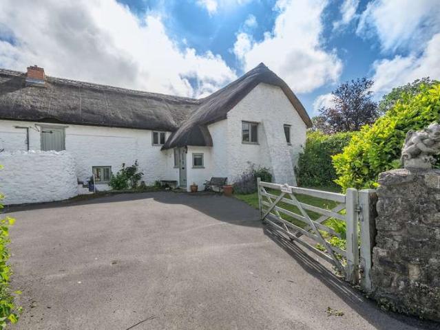 4 Bedroom Unique Property