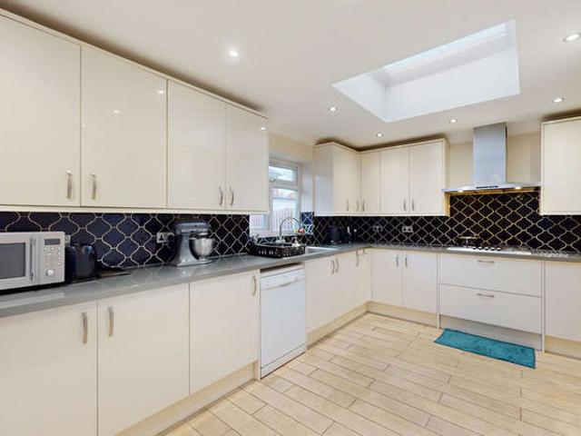 4 Bedroom Unique Property