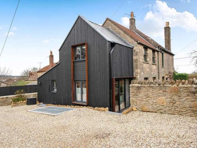 4 Bedroom Unique Property