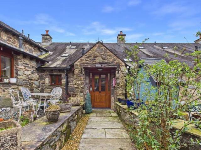 4 Bedroom Unique Property