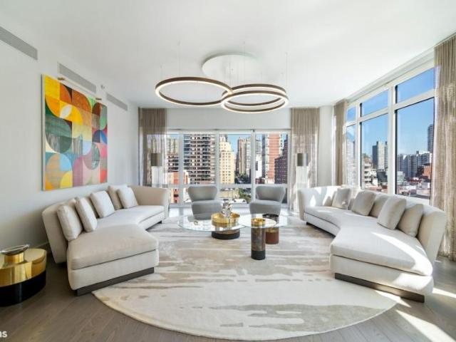 4 bedroom, Upper East Side NY 91828003