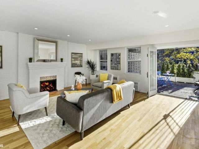 4 bedroom, Upper West Side NY LS96814884