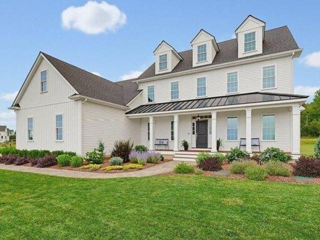 4 bedroom, Uxbridge MA 01569 104481198