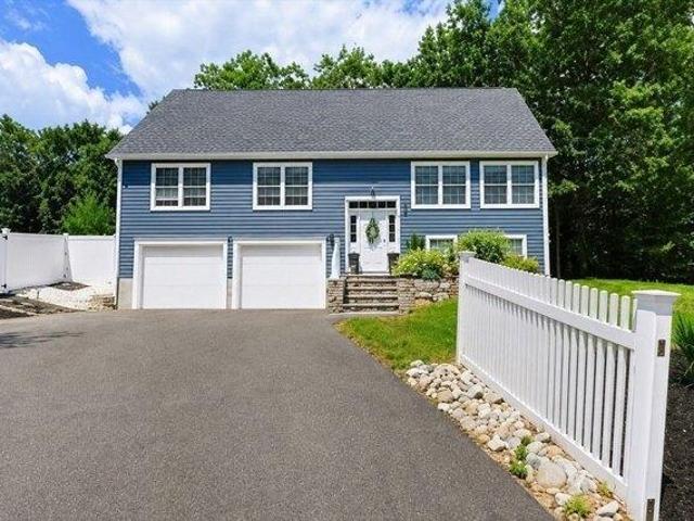 4 bedroom, Uxbridge MA 01569 104514044