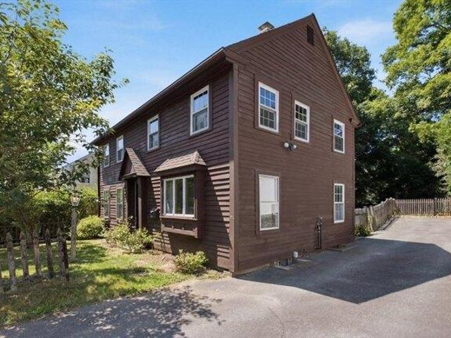 4 bedroom, Uxbridge MA 01569 104514519