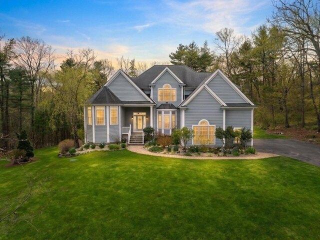 4 bedroom, Uxbridge MA 01569 102959420
