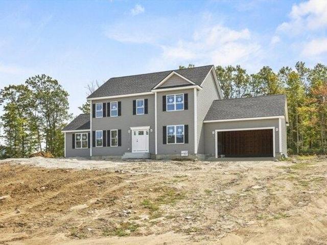 4 bedroom, Uxbridge MA 01569 102961003