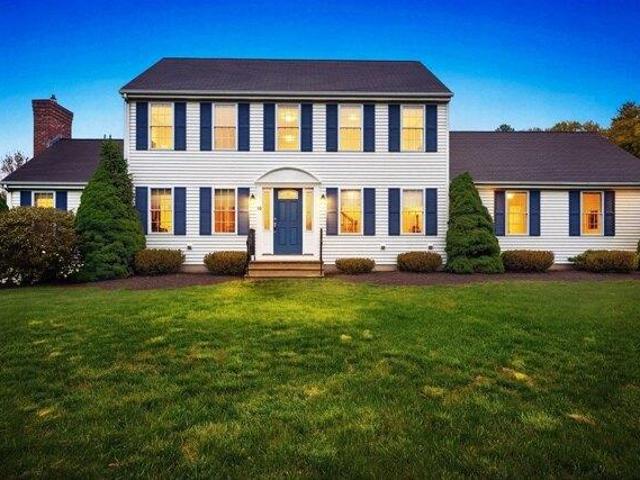 4 bedroom, Uxbridge MA 01569 103100258