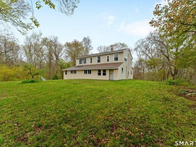 4 bedroom, Voluntown CT 06384 102211889