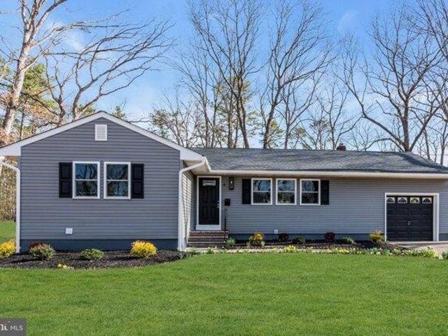 4 bedroom, Voorhees NJ 08043 LS101576808