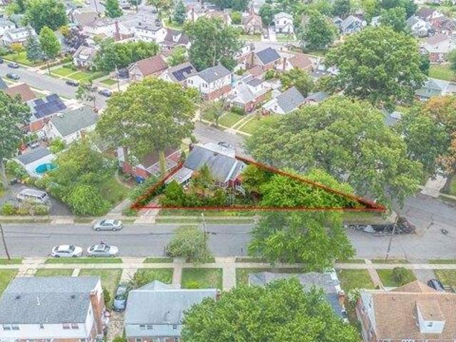 4 bedroom, Valley Stream NY 11580 89781324