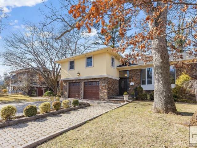 4 bedroom, VALLEY STREAM NY 11581 LS87777127