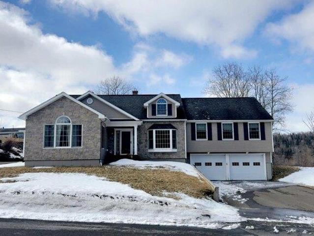 4 bedroom, Van Buren ME 04785 102708415