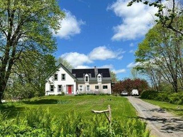 4 bedroom, Vassalboro ME 04989 LS102777453