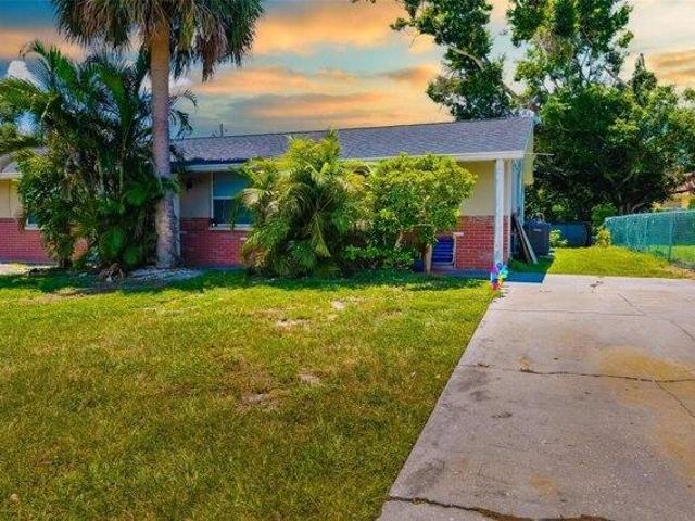 4 bedroom, Venice FL 34293 LS93275723