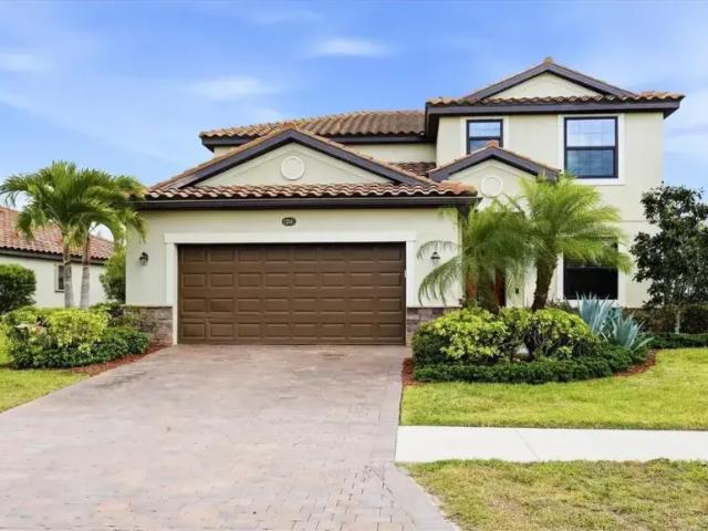 4 bedroom, Venice FL 34293 102660286