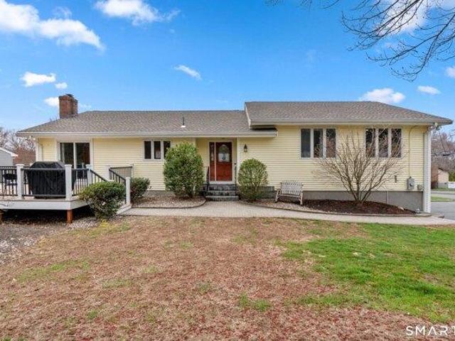 4 bedroom, Vernon CT 06066 102479958