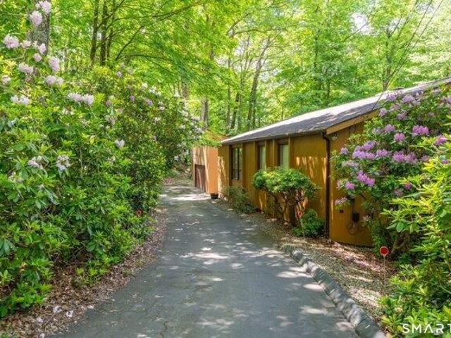 4 bedroom, Vernon CT 06066 104237812