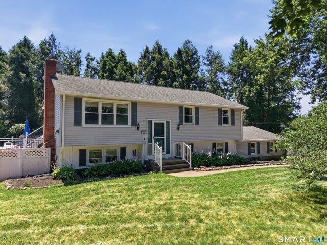 4 bedroom, Vernon CT 06066 105105883