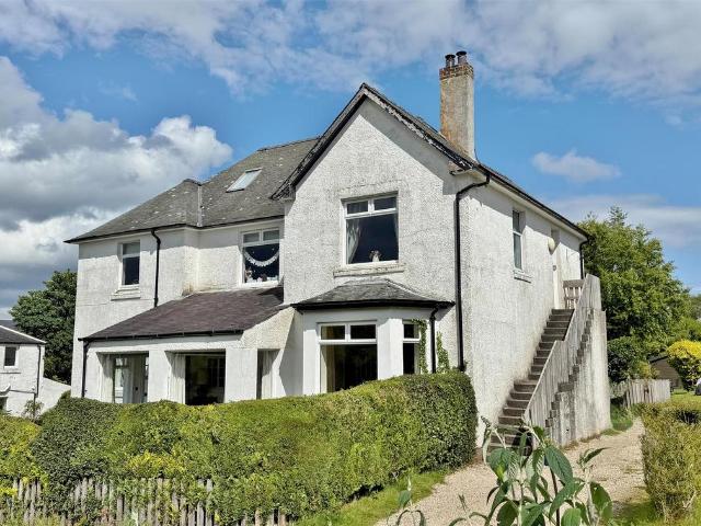 4 bedroom villa for sale