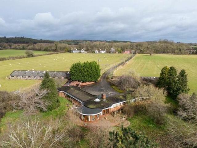 4 Bedroom Village House For Sale In Henley in arden, Warwickshire