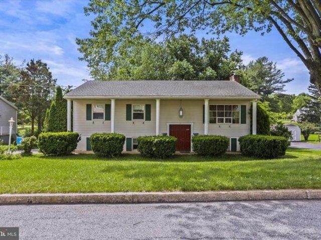 4 bedroom, York PA 17403 103622584
