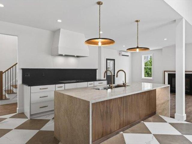 4 bedroom, Yarmouth ME 04096 101707174