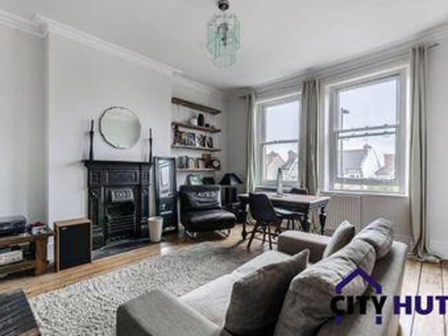 4 Bedrooms Maisonette for rent in Compton Street, London EC1V