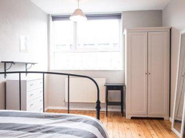 4 Bedrooms Maisonette for rent in Chart Street, London N1
