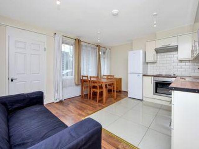 4 Bedrooms Maisonette for rent in Forsyth Gardens, London, Kennington SE17