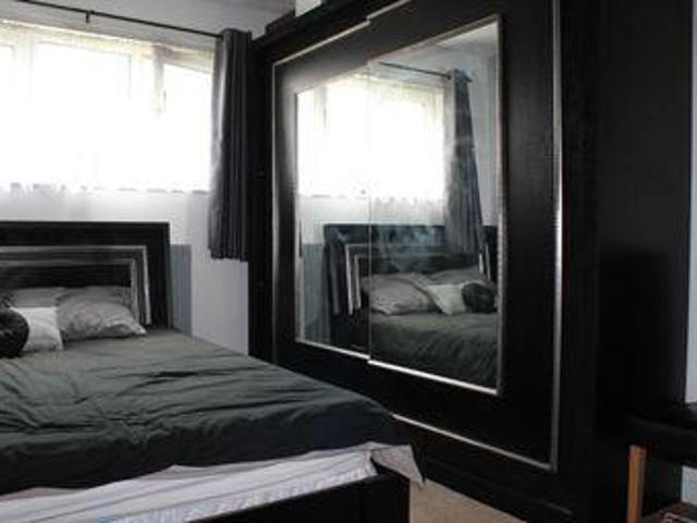 4 Bedrooms Maisonette for rent in Launch Street, Docklands/ Canary Wharf E14
