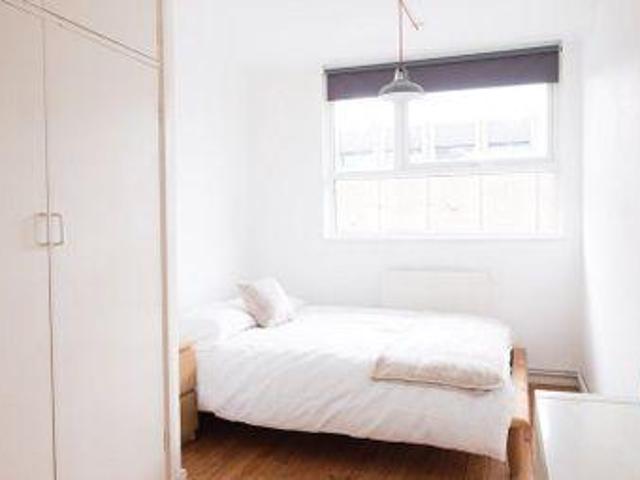 4 Bedrooms Maisonette for rent in Severnoaks Close, London E14