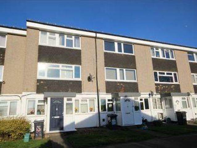 4 Bedrooms Maisonette for rent in Wheatfield Way, Chelmsford, Essex CM1