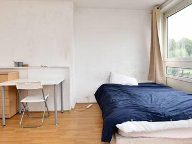 4 Bedrooms Maisonette for sale in Fern Street, London E3