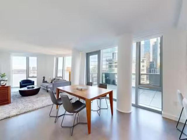 4 Bedrooms at West 59th Street for $27,995 by Edgar Eguia