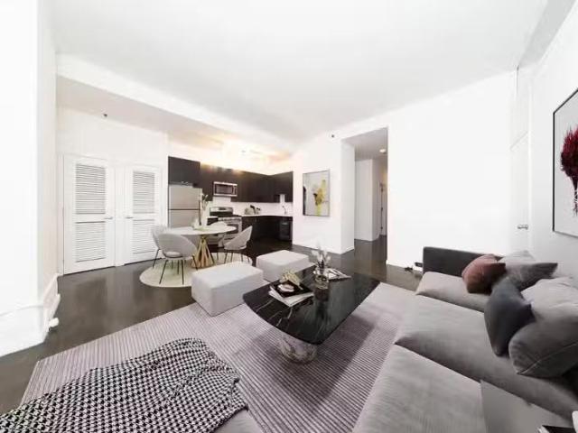 4 Bedrooms at 135 William Street for $7,125 by Megan Sundquist