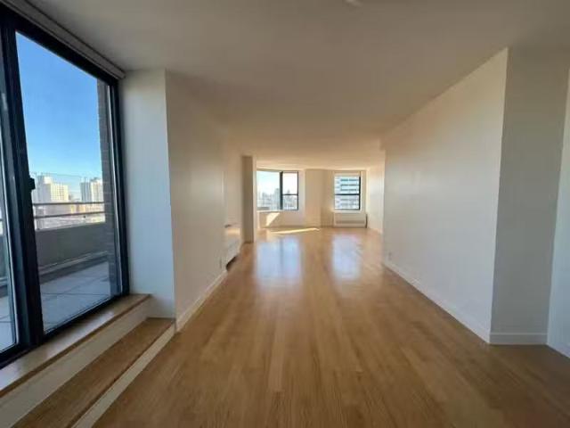 4 Bedrooms at 247 West 87th Street for $20,500 by Adira Halley
