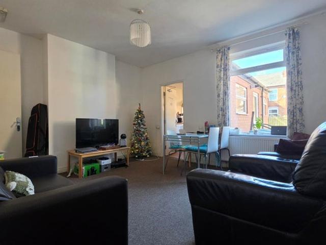 4 bedrooms available in 4 beds stud house 2026 27