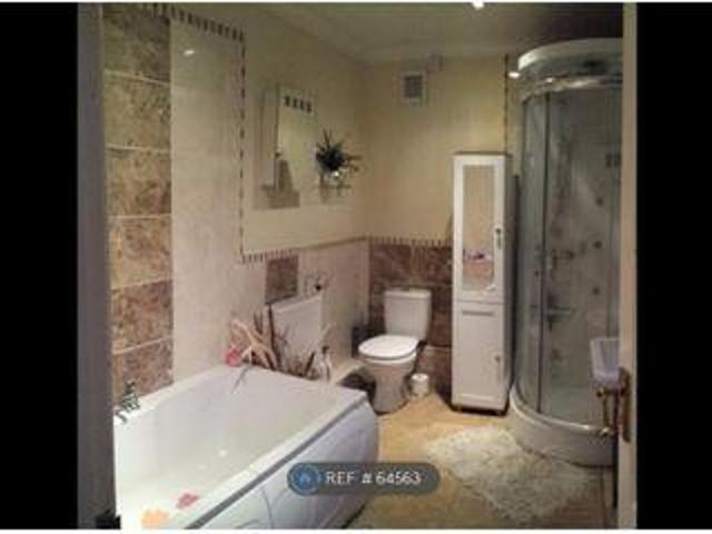 4 Bedrooms Bungalow for rent in New Road, Didcot OX11