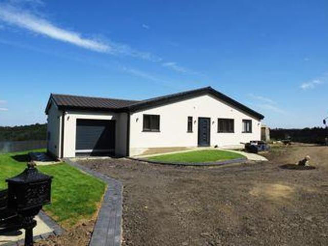 4 Bedrooms Bungalow for rent in Kent Road, Pudsey LS28