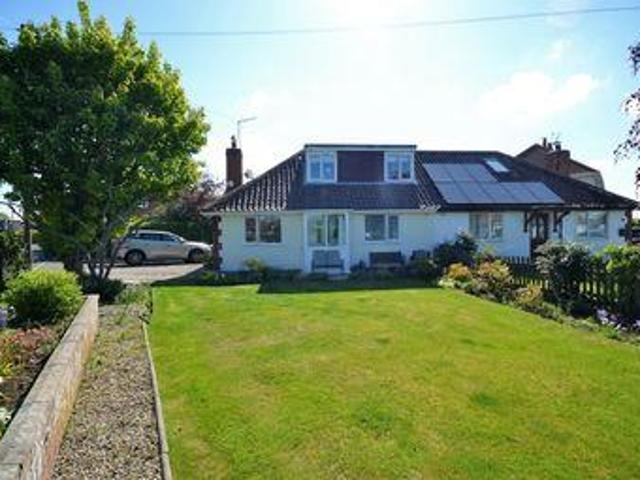 4 Bedrooms Bungalow for sale in Copmanthorpe Lane, Bishopthorpe, York YO23
